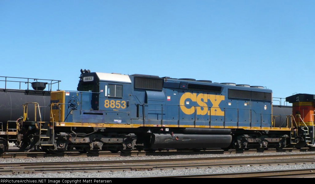 CSX 8853